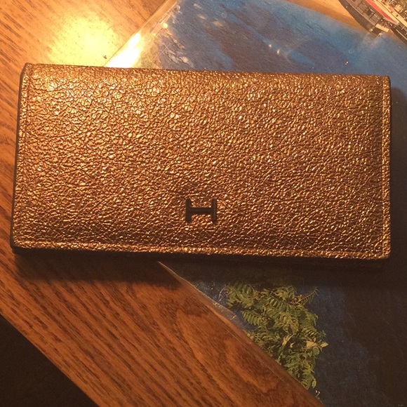 H by Halston | Bags | Metallic Rose Gold Halston Wallet | Poshmark